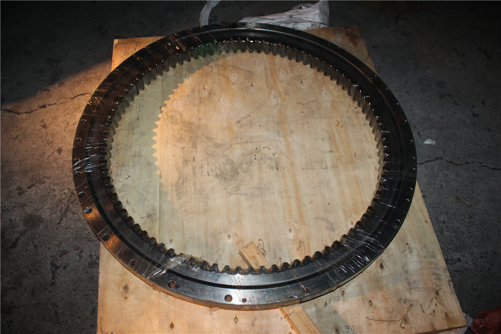 Excavator PC450-6 Slewing Ring Bearing 208-25-61100 Swing Circle Bearing
